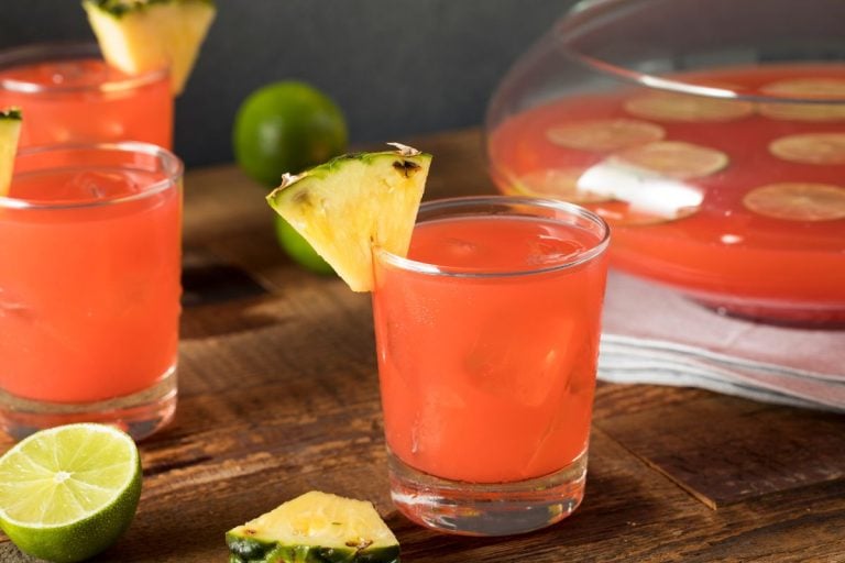 9 Refreshing Florida Cocktails You’ll Love