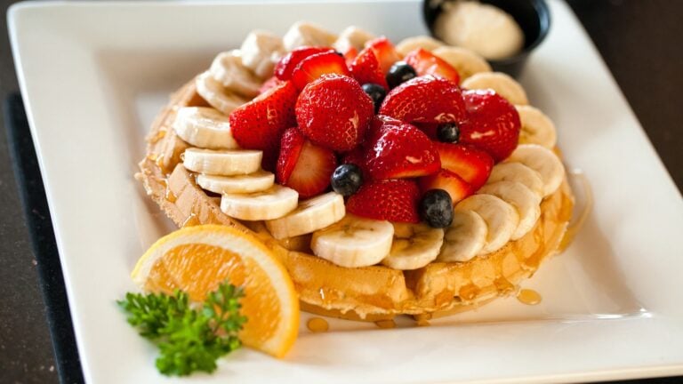 19 Best Places to Eat Breakfast in Orlando Guide)