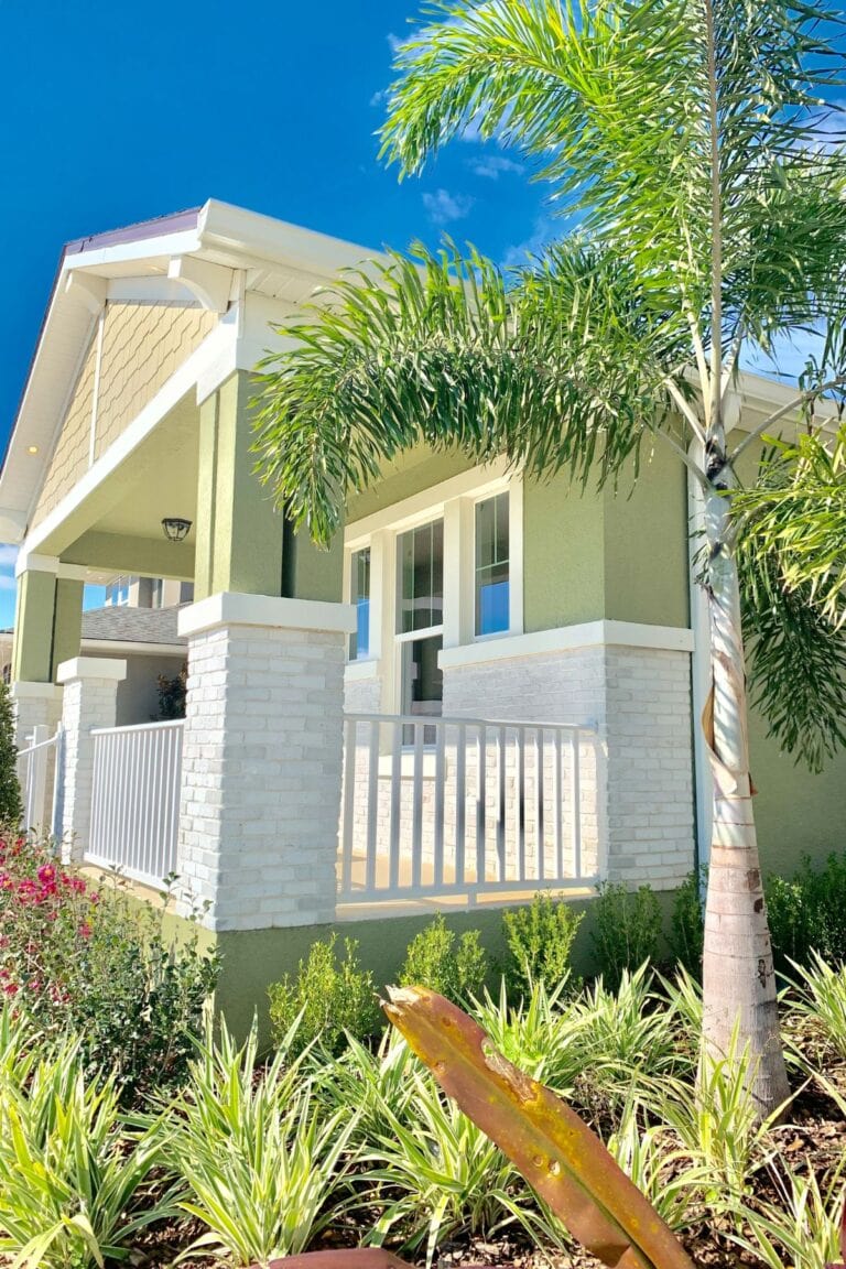 20 Trendy Exterior Paint Colors for Florida Homes (2026 Guide)