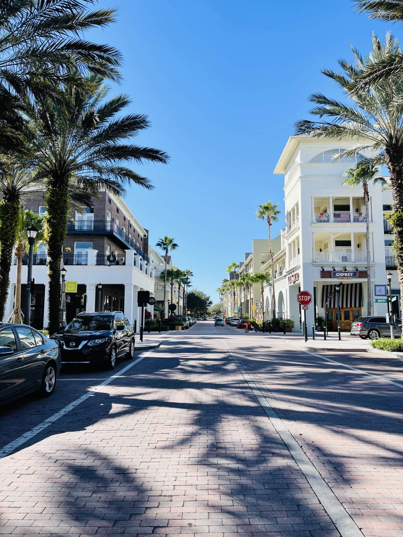 9 Best Neighborhoods to Live in Orlando, Florida (2026)