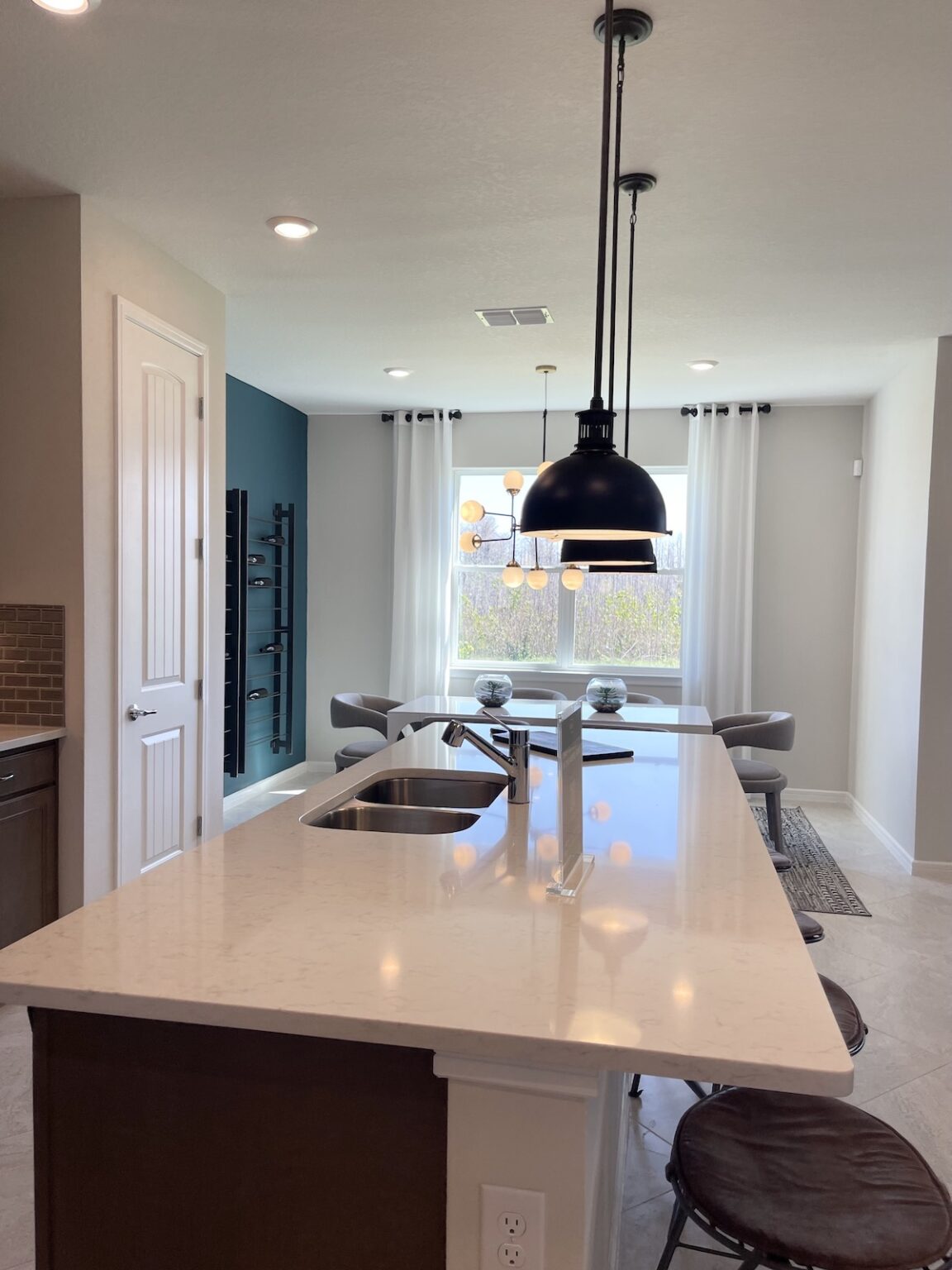 Urban Modern Interior Design: A Comprehensive Guide