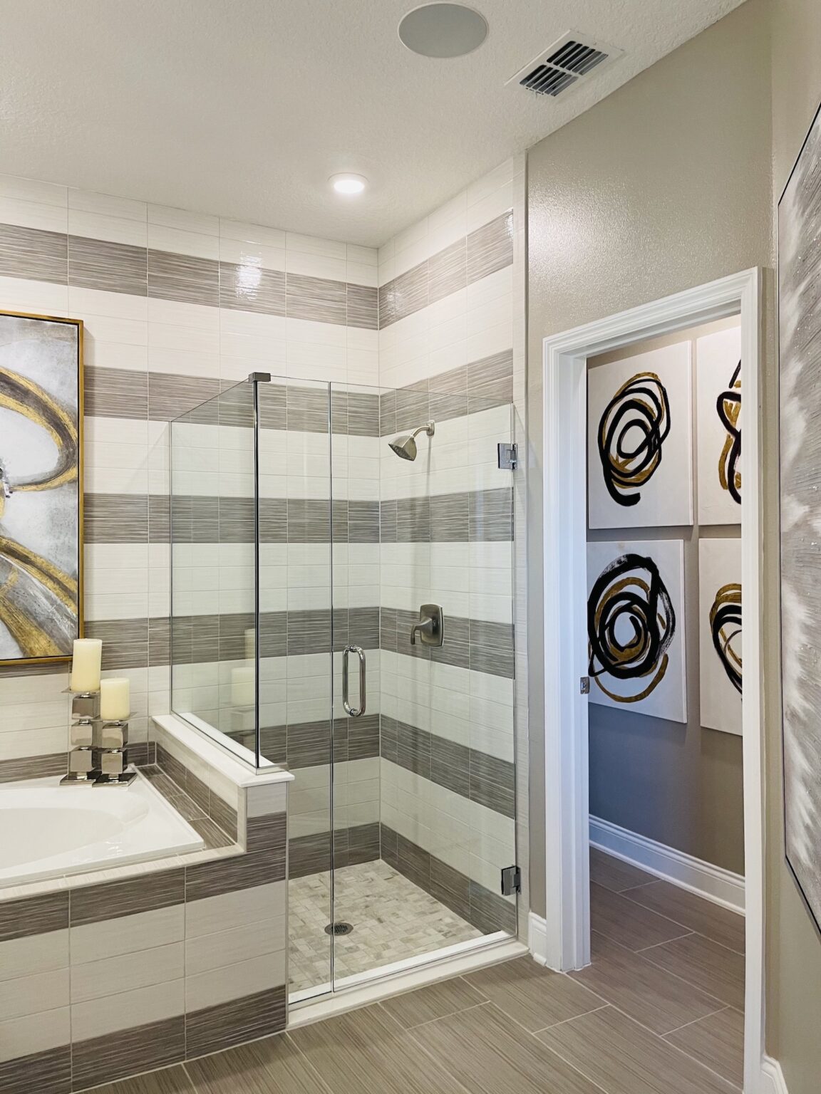 Shower Wall Ideas: 6 Modern Finishes for Your Bathroom