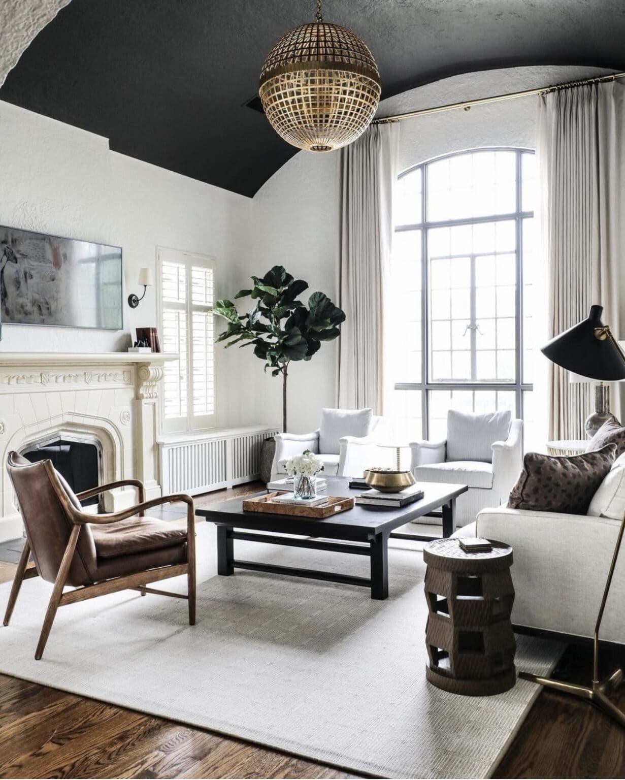 The Timeless Elegance of Black and White Interior Design | Florida ...