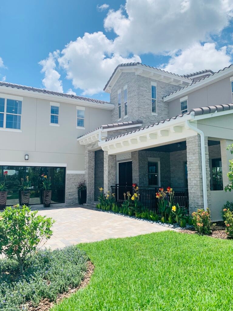 15 Florida Home Exterior Ideas to Wow Your Neighbors