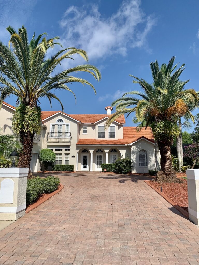 3 Driveway Design Ideas for Florida Homes