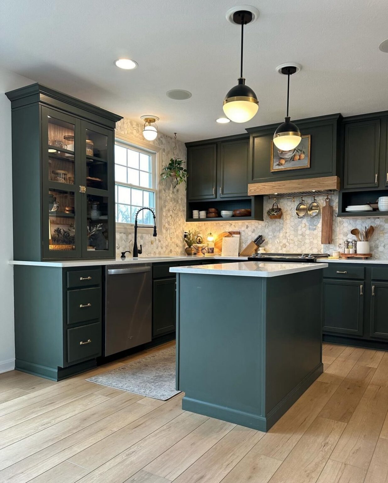 9 Timeless Sherwin Williams Paint Colors for Kitchen Cabinets